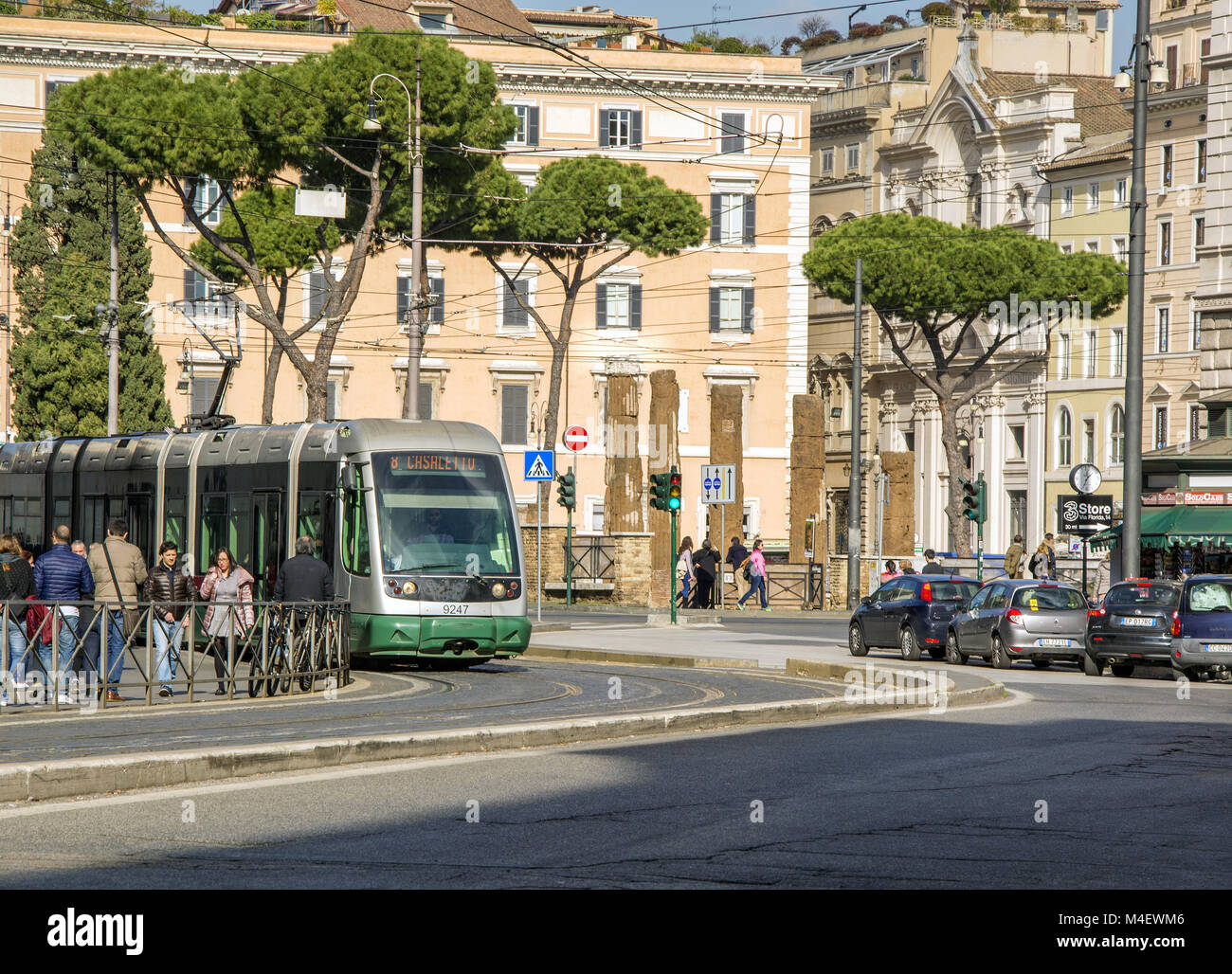 Rome italy electric buses hi-res stock photography and images - Alamy