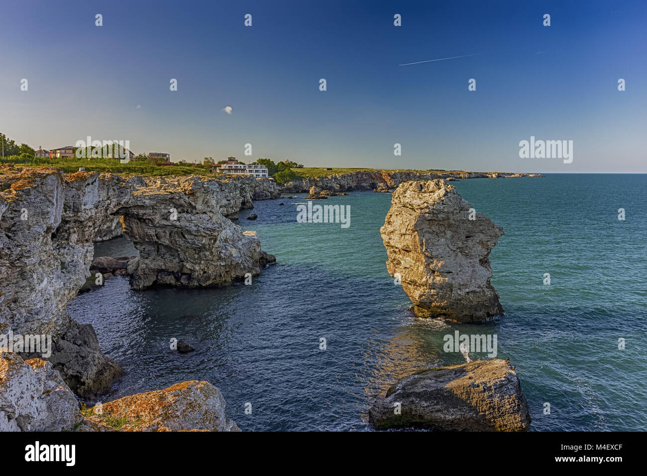 Beautiful cliffs hi-res stock photography and images - Alamy