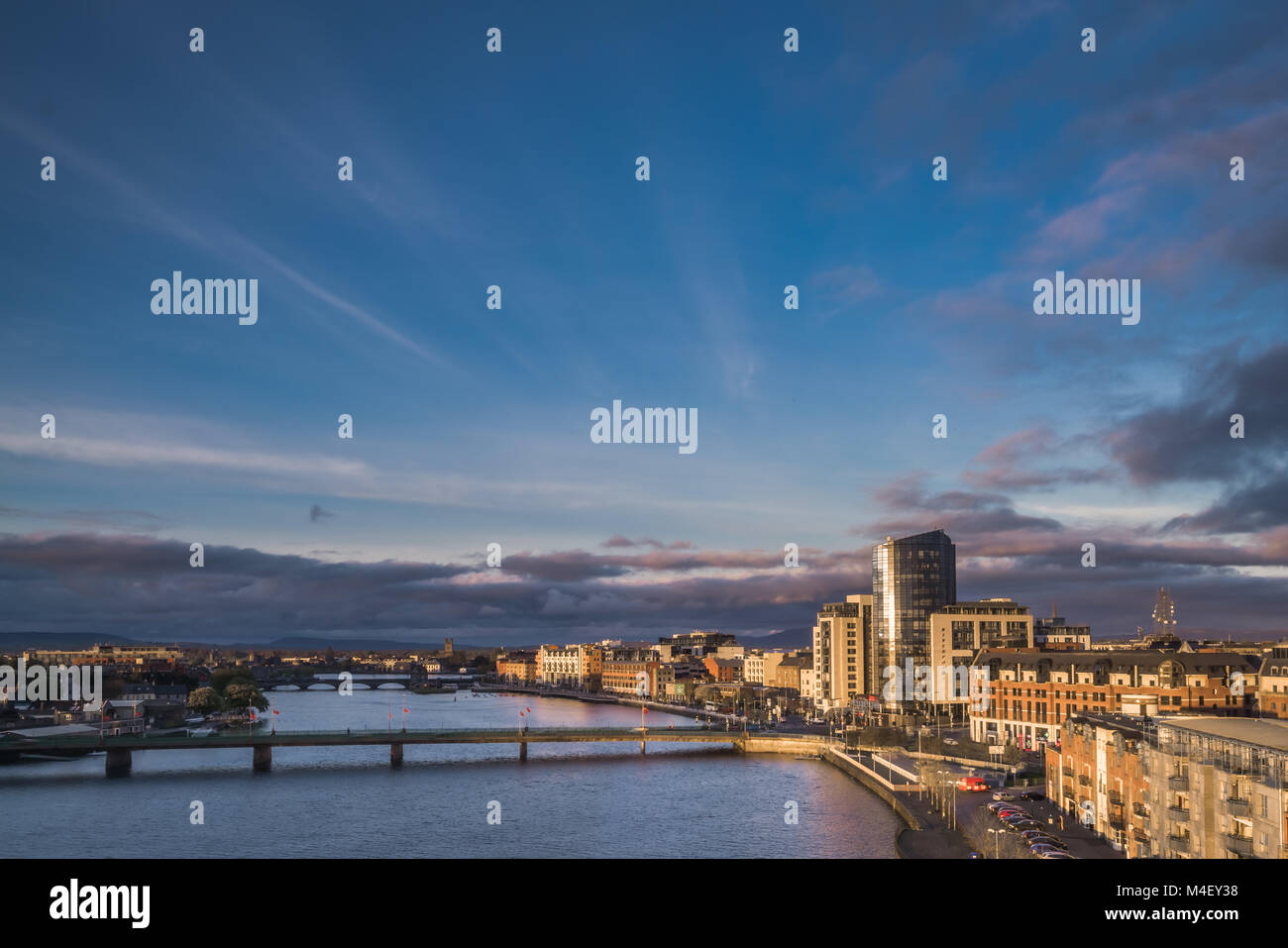 Limerick city aerial hi-res stock photography and images - Alamy