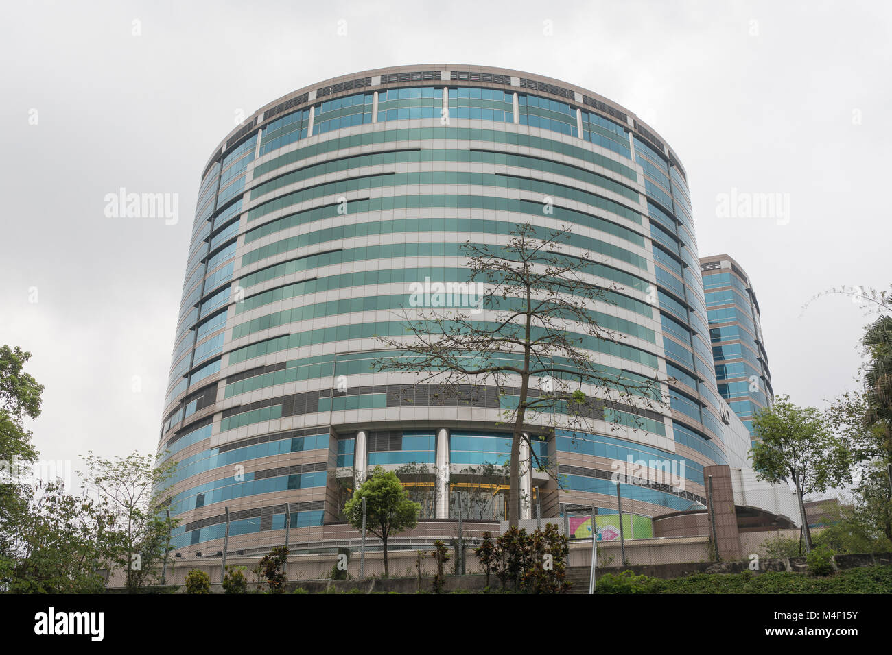 Exterior round building hi-res stock photography and images - Alamy