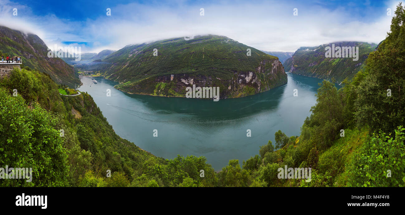 Geiranger fjord panorama hi-res stock photography and images - Alamy