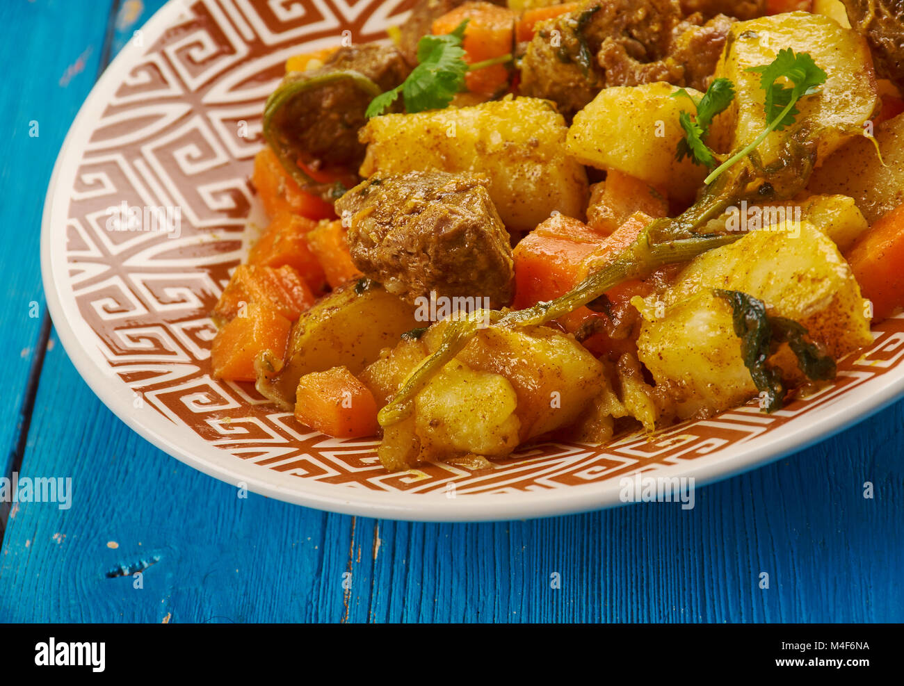 Dadlı qovurma - Turkish dish with lamb and vegetables Stock Photo - Alamy