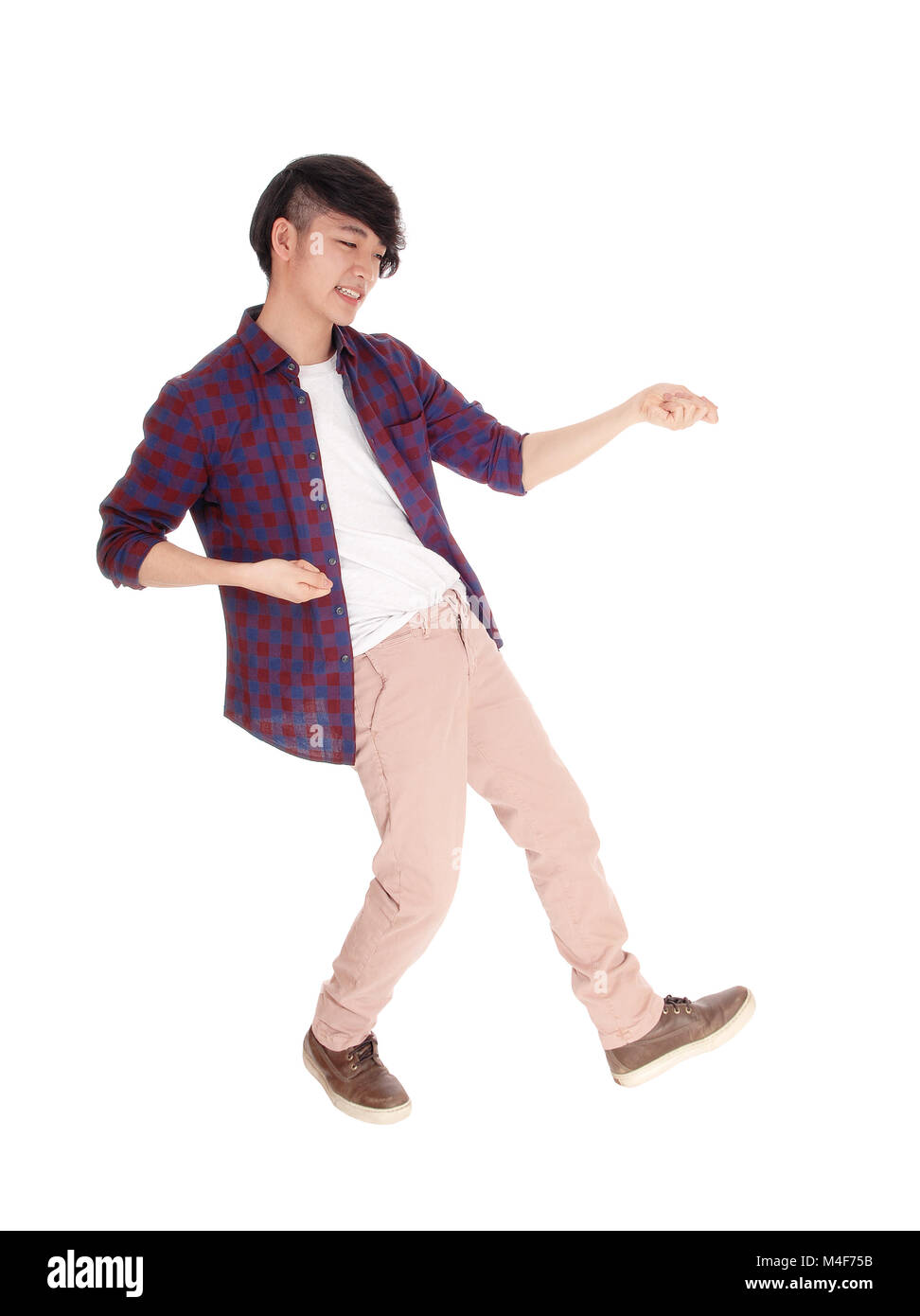 Asian dancing hi-res stock photography and images - Alamy