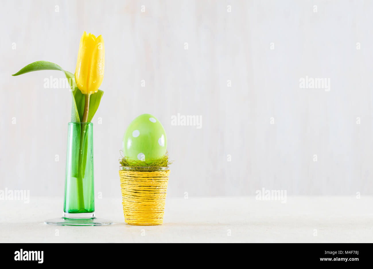 Single easter egg in a pot Stock Photo - Alamy