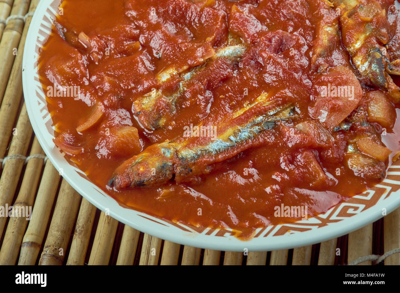 Nethili meen kulambu hi-res stock photography and images - Alamy