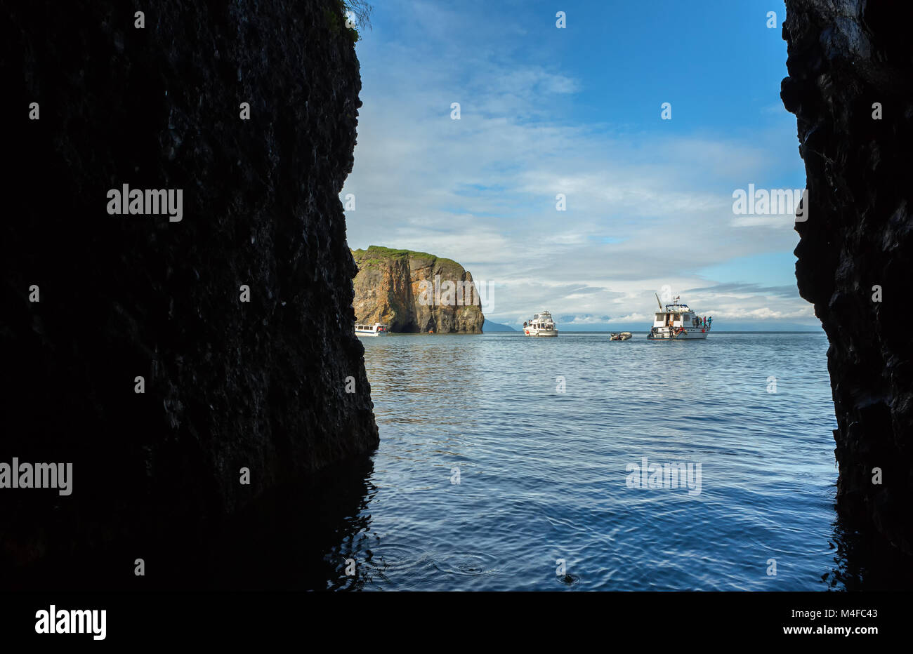Excursion bay hi-res stock photography and images - Alamy