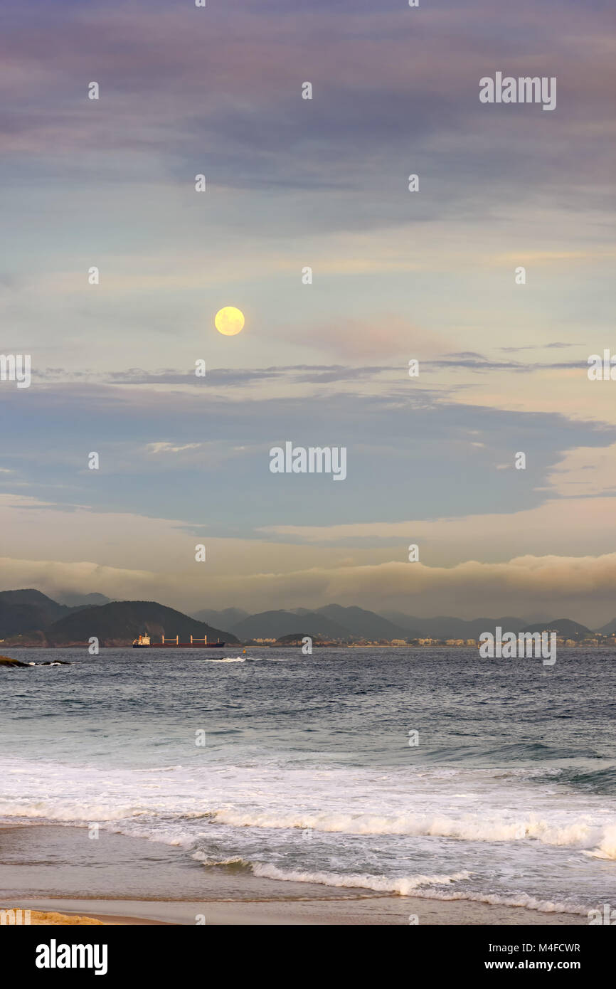 Moonrise over hill hi-res stock photography and images - Alamy