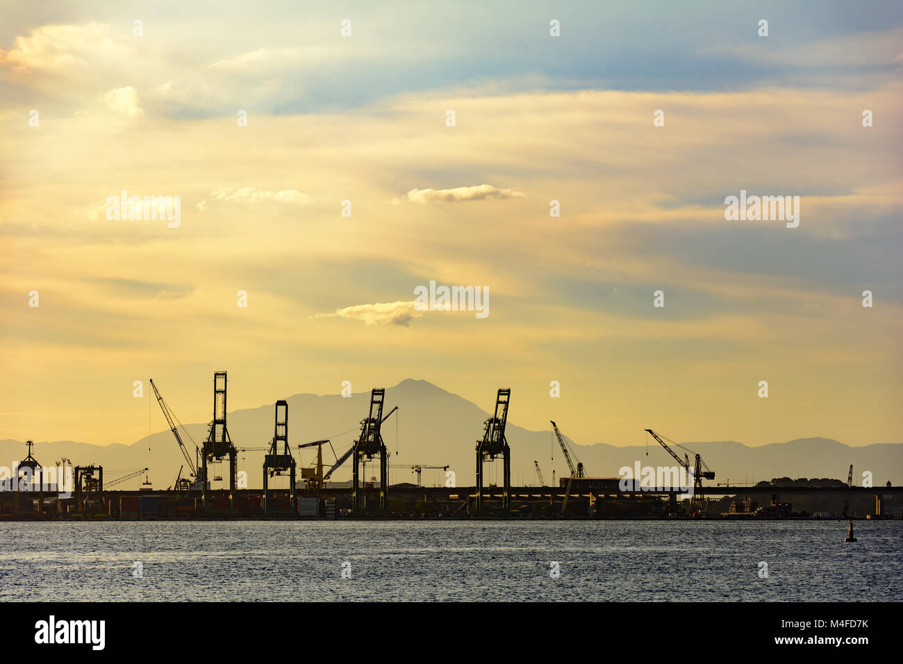 Cargo harbor sunset hi-res stock photography and images - Alamy
