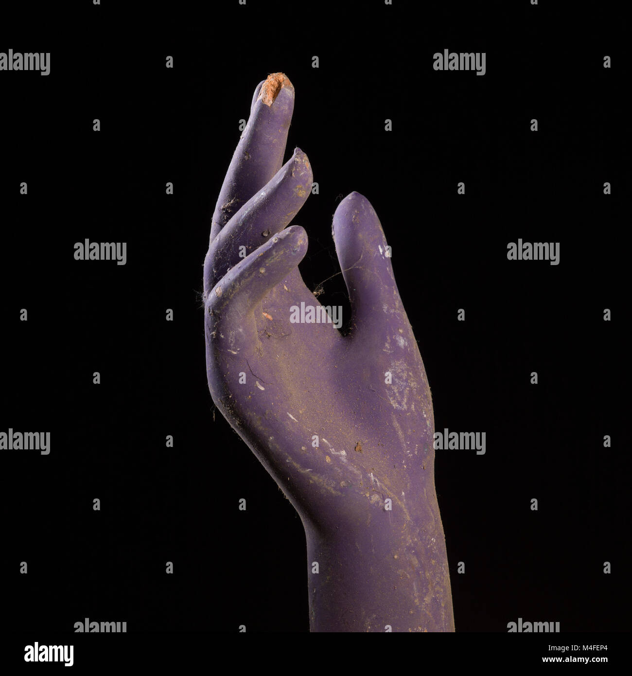 Female mannequin hand hi-res stock photography and images - Alamy