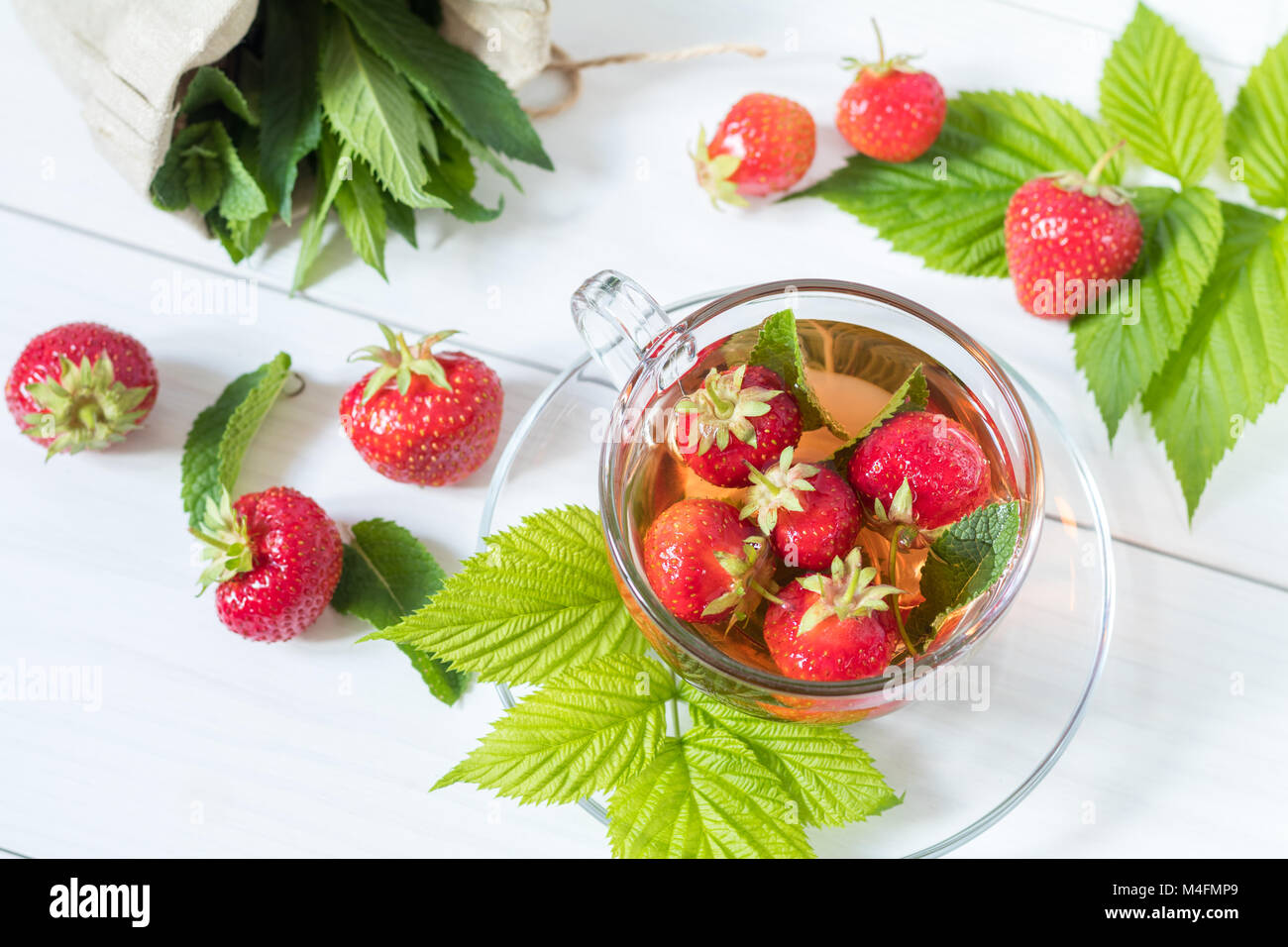 Fresh strawberry and summer tea Stock Photo - Alamy