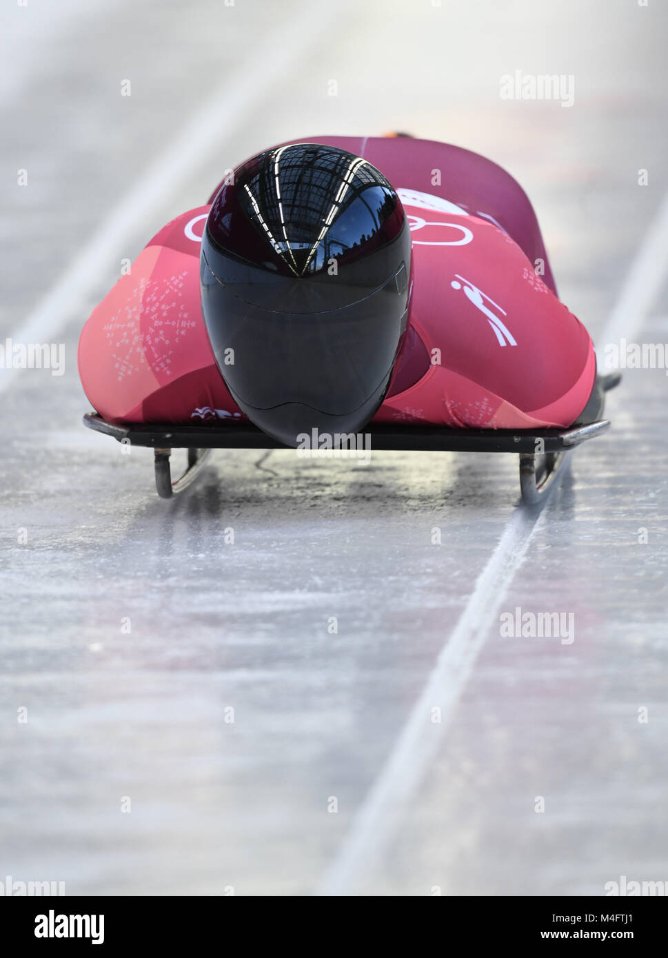Mens skeleton olympic sliding centre hi-res stock photography and ...