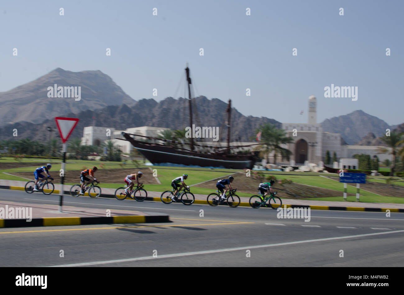 cycling tour of oman 2018, stage 4 feb 16 2018 Stock Photo - Alamy