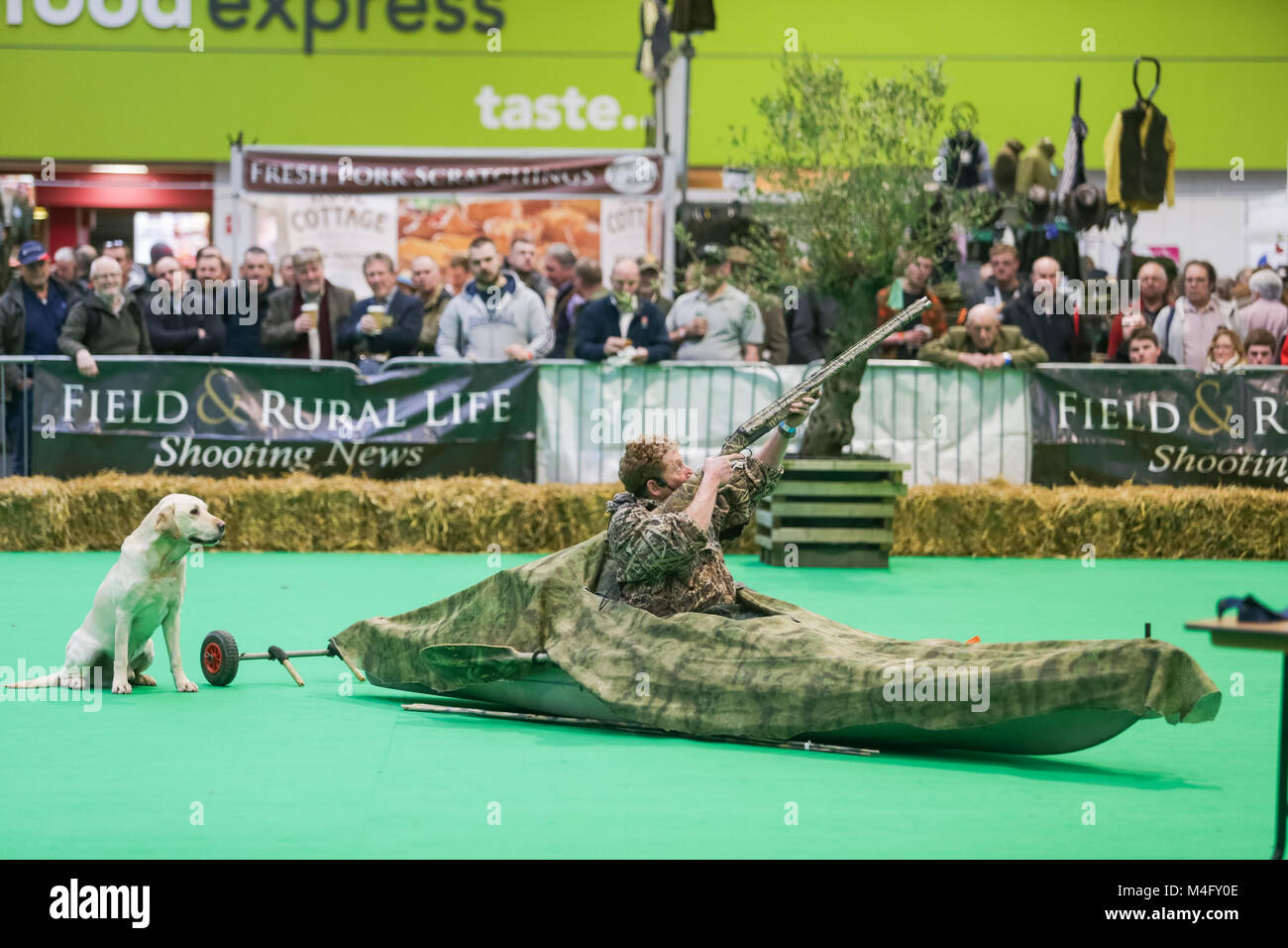 Punt gun hi-res stock photography and images - Alamy