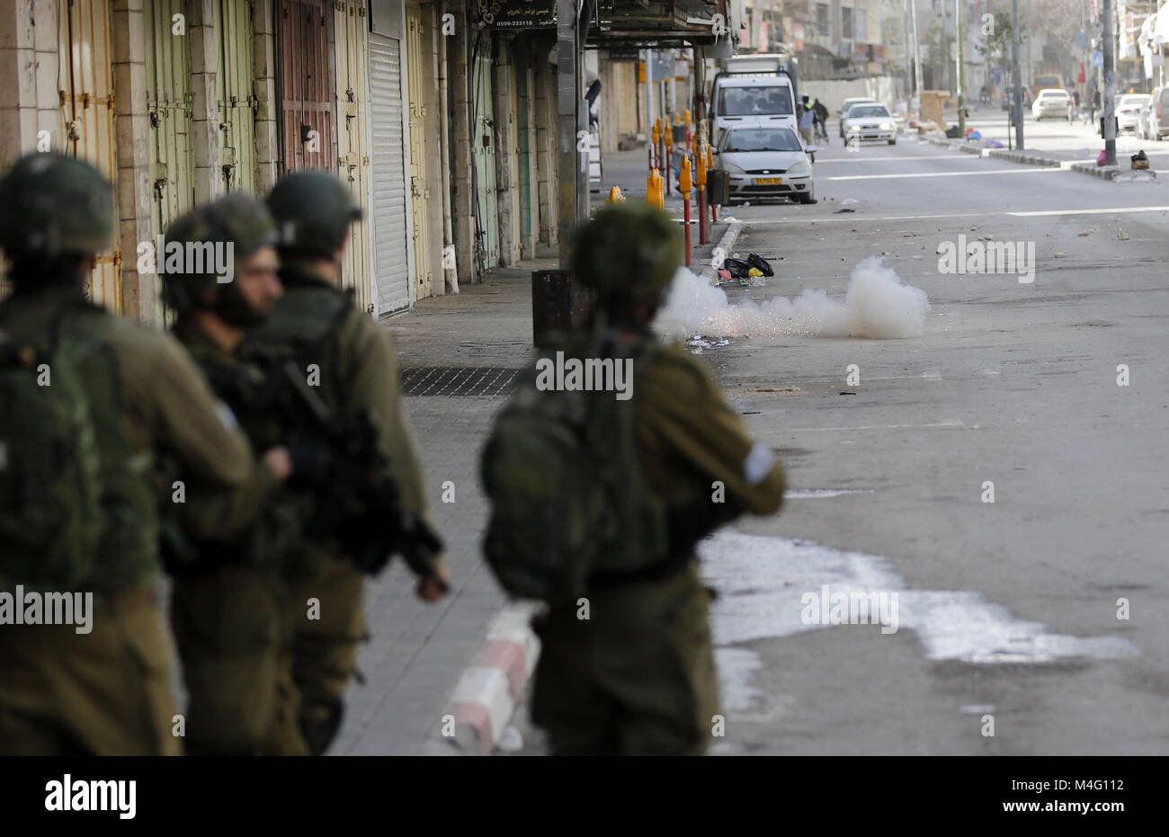 Hebron, West Bank, Palestinian Territory. 16th Feb, 2018. Israeli ...