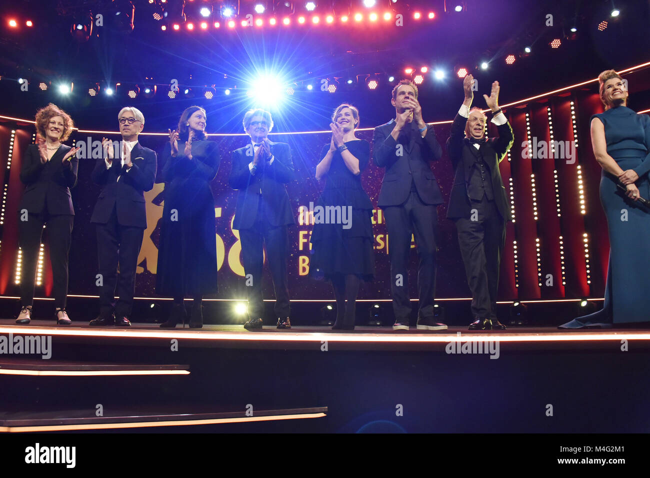 Stephanie zacharek hi-res stock photography and images - Alamy