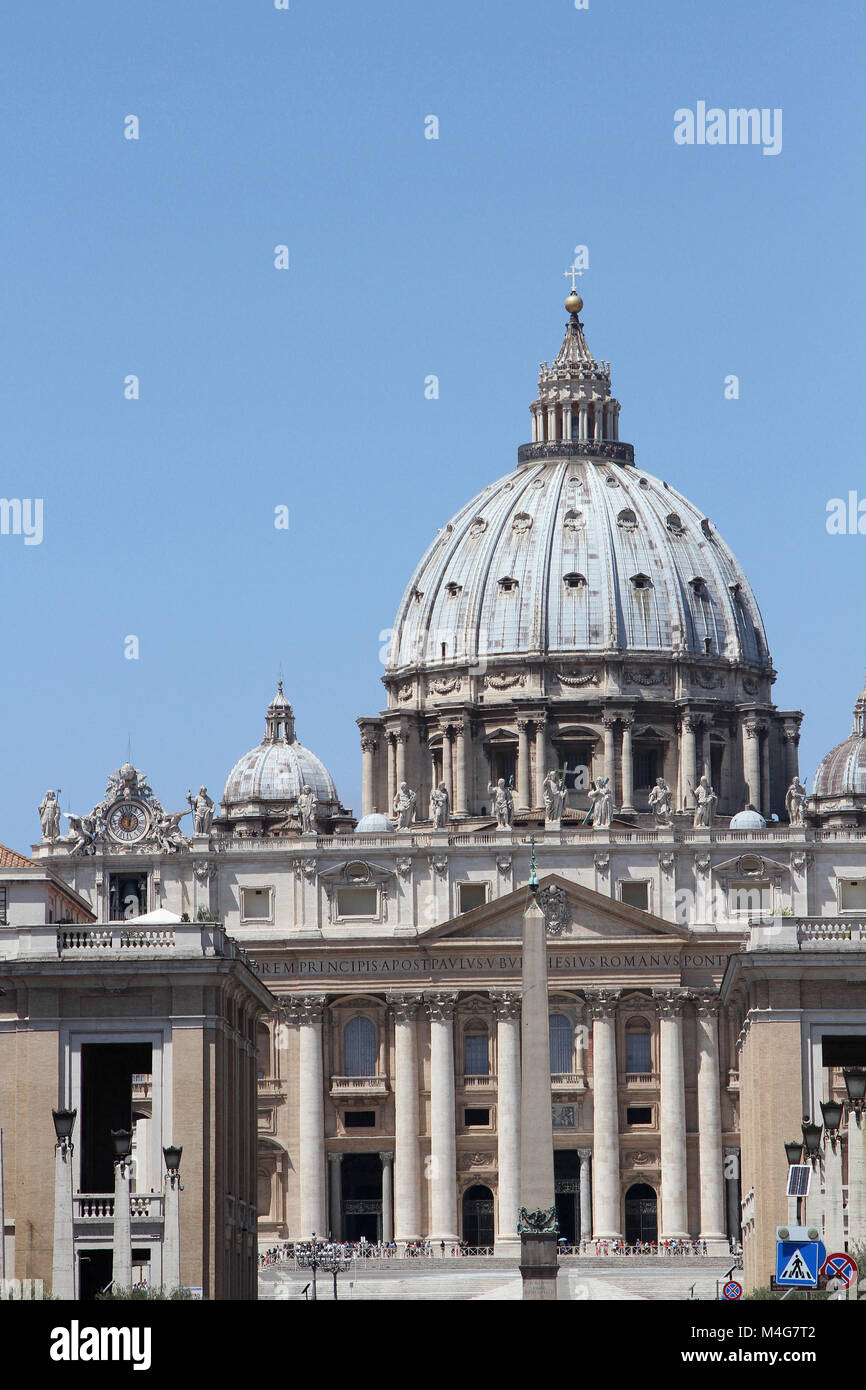 Front view close-up of the Papal Basilica of St. Peter in the Vatican ...