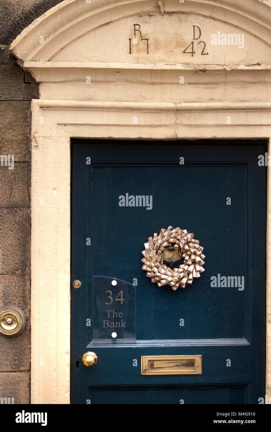 Blue door, Barnard Castle, County Durham Stock Photo - Alamy