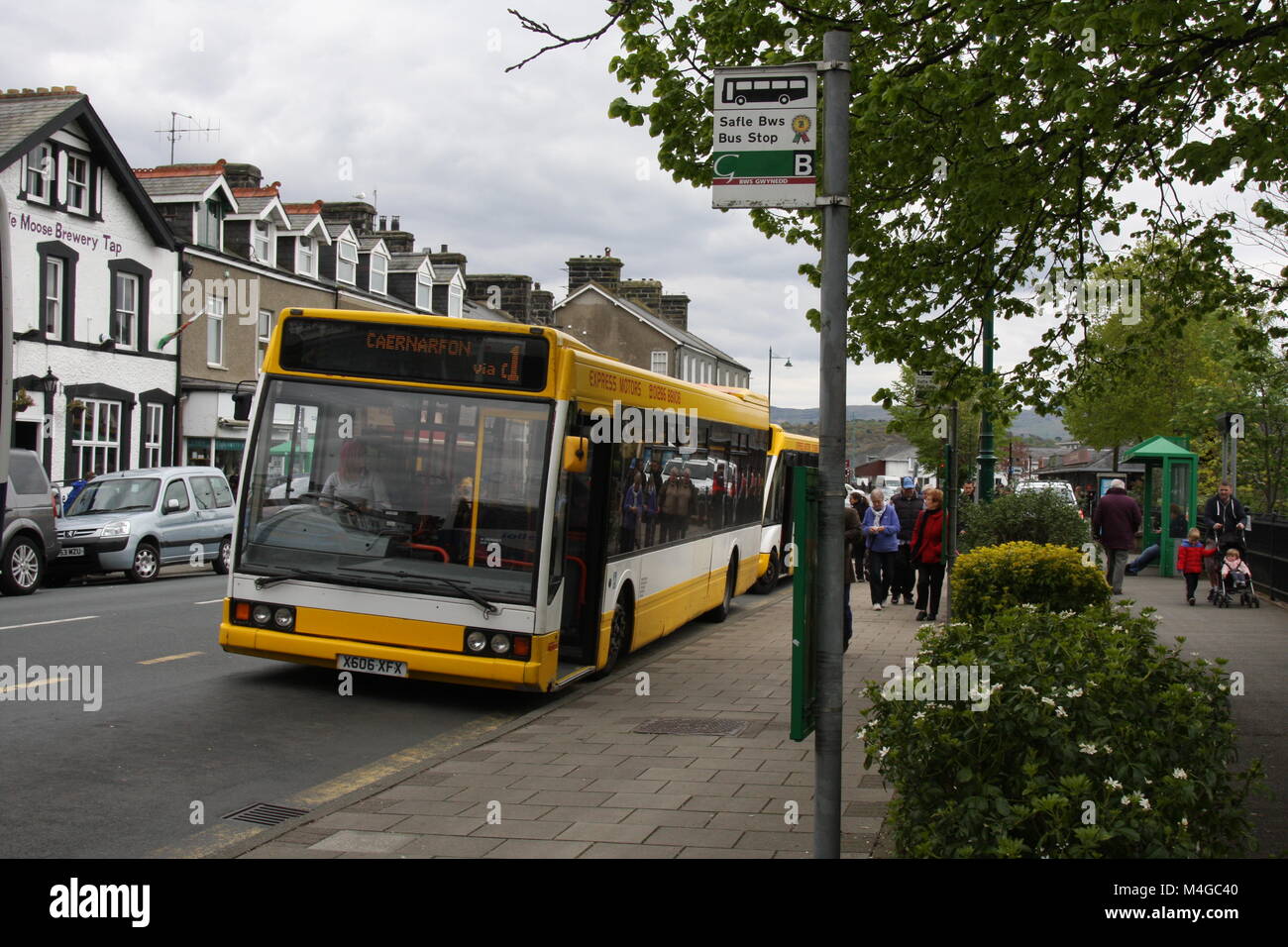 EXPRESS MOTORS BUS IN NORTH WALES Stock Photo - Alamy