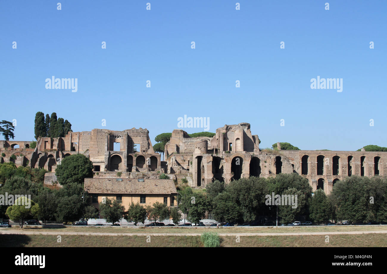 Circus maximus ruins palatine hi-res stock photography and images - Alamy