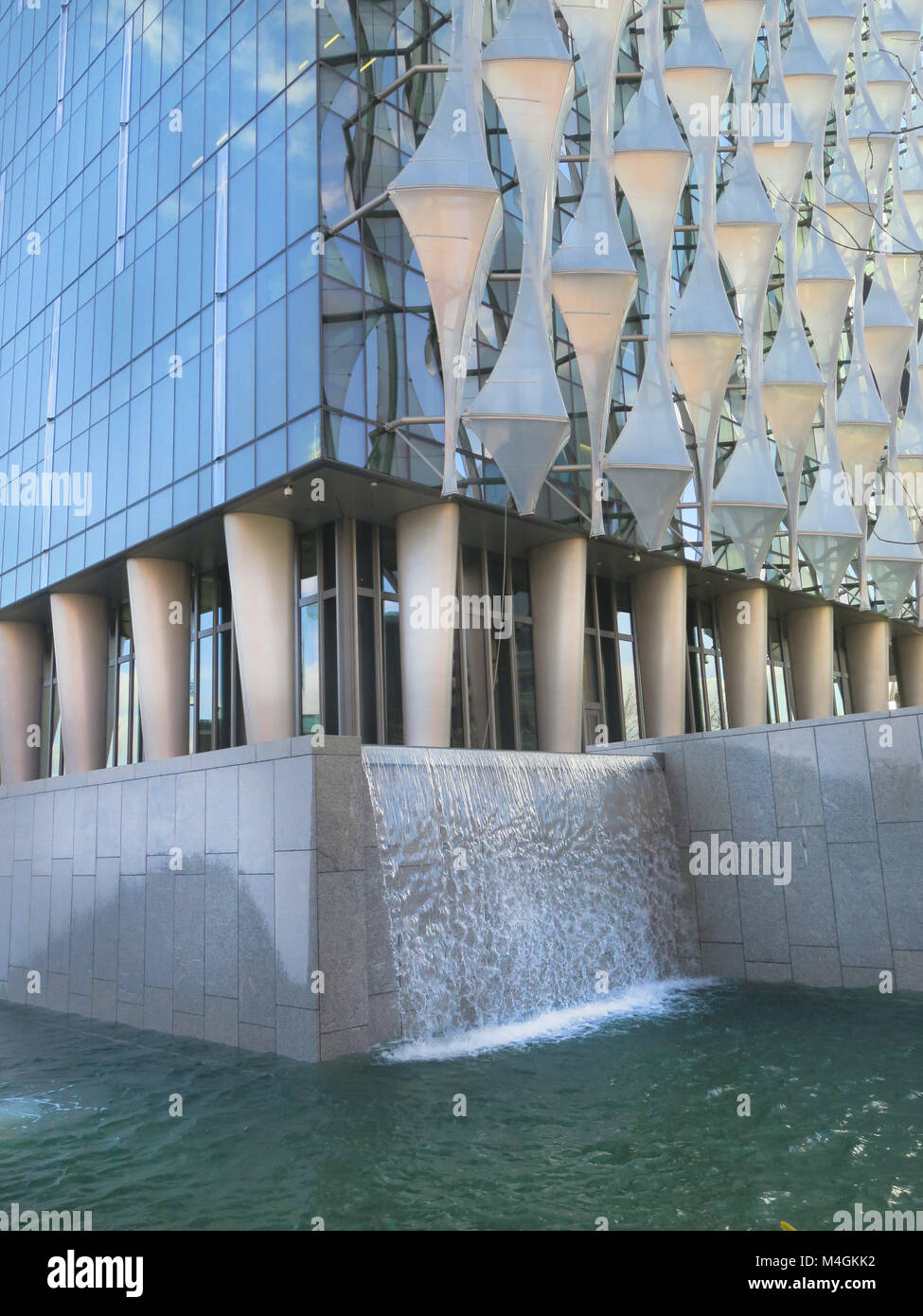 New Us Embassy London Stock Photos & New Us Embassy London Stock Images ...