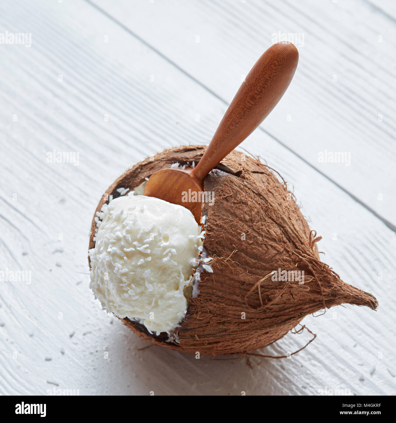 Scoop of coconut ice cream hi-res stock photography and images - Alamy