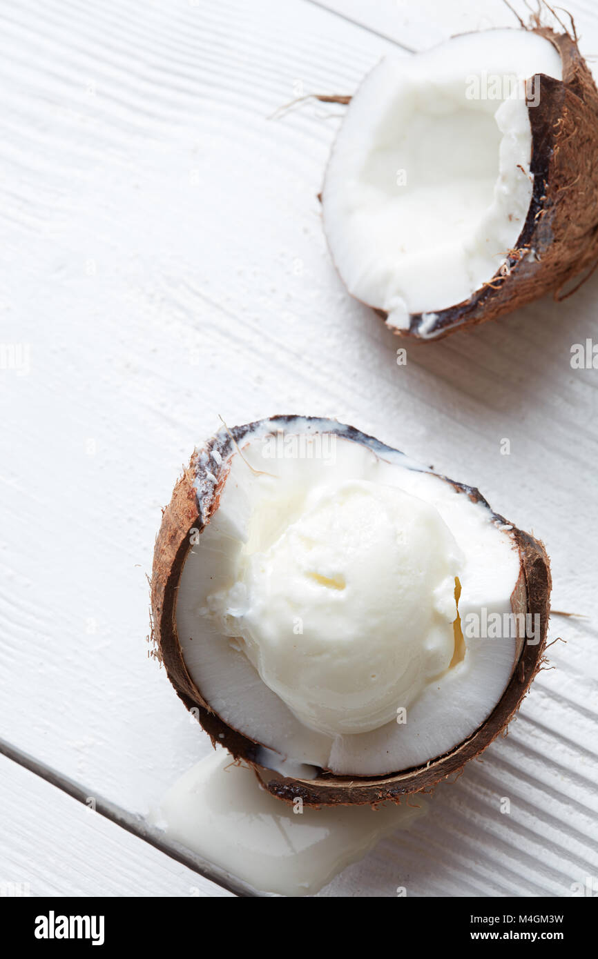 Delicious coconut ice cream Stock Photo - Alamy