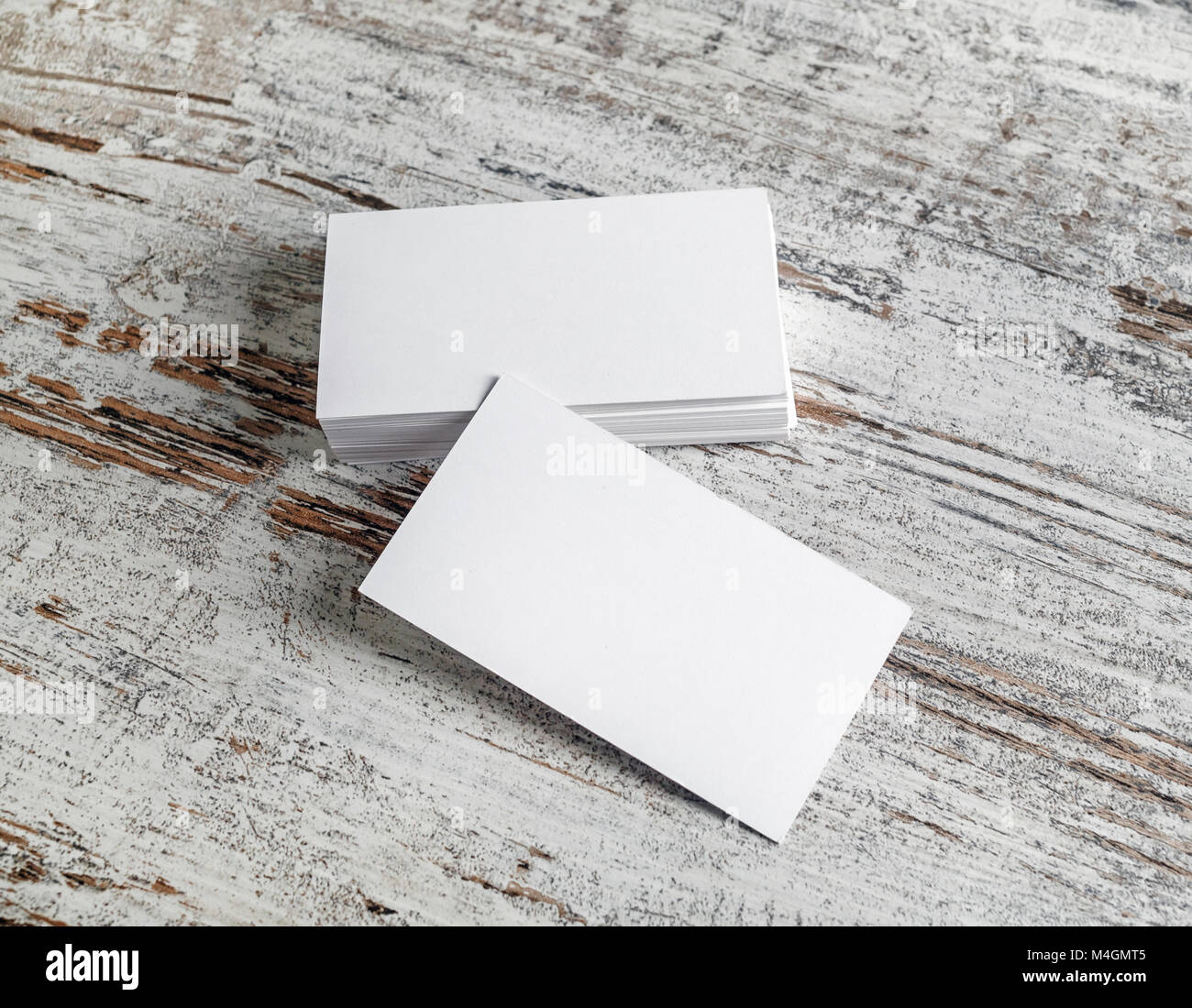 Empty cards hi-res stock photography and images - Alamy