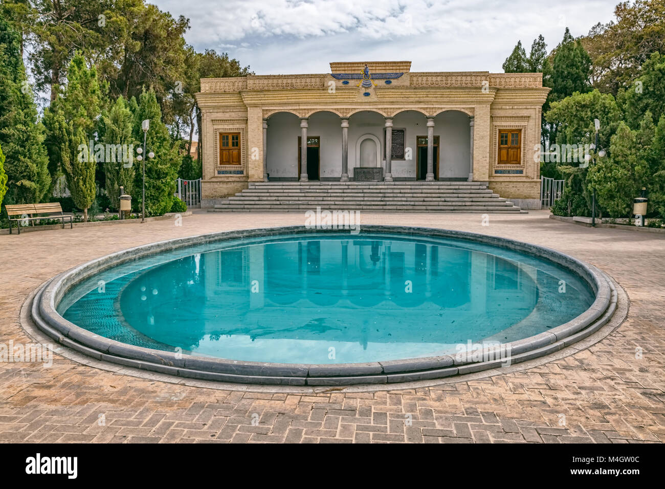 Faravahar zoroastrian fire temple hi-res stock photography and images ...