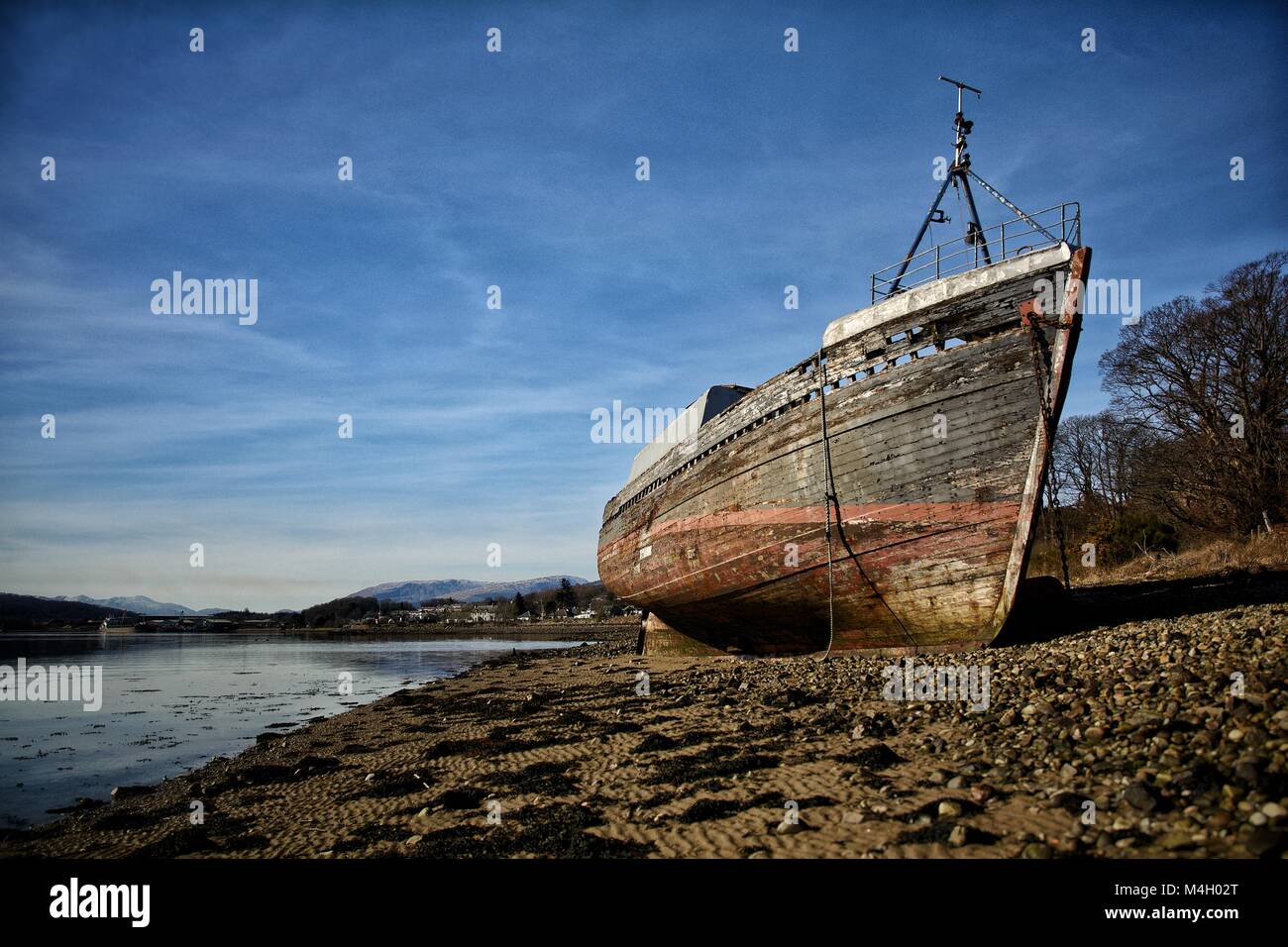 A decaying ship, become a quirky landmark among beachgoers in Caol ...