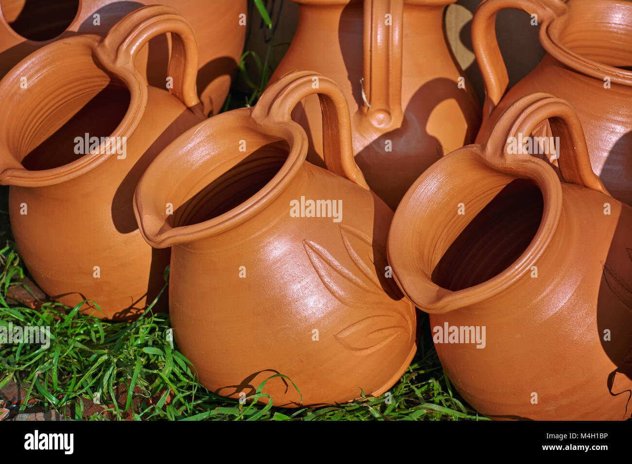 Ceramic pitchers hi-res stock photography and images - Alamy