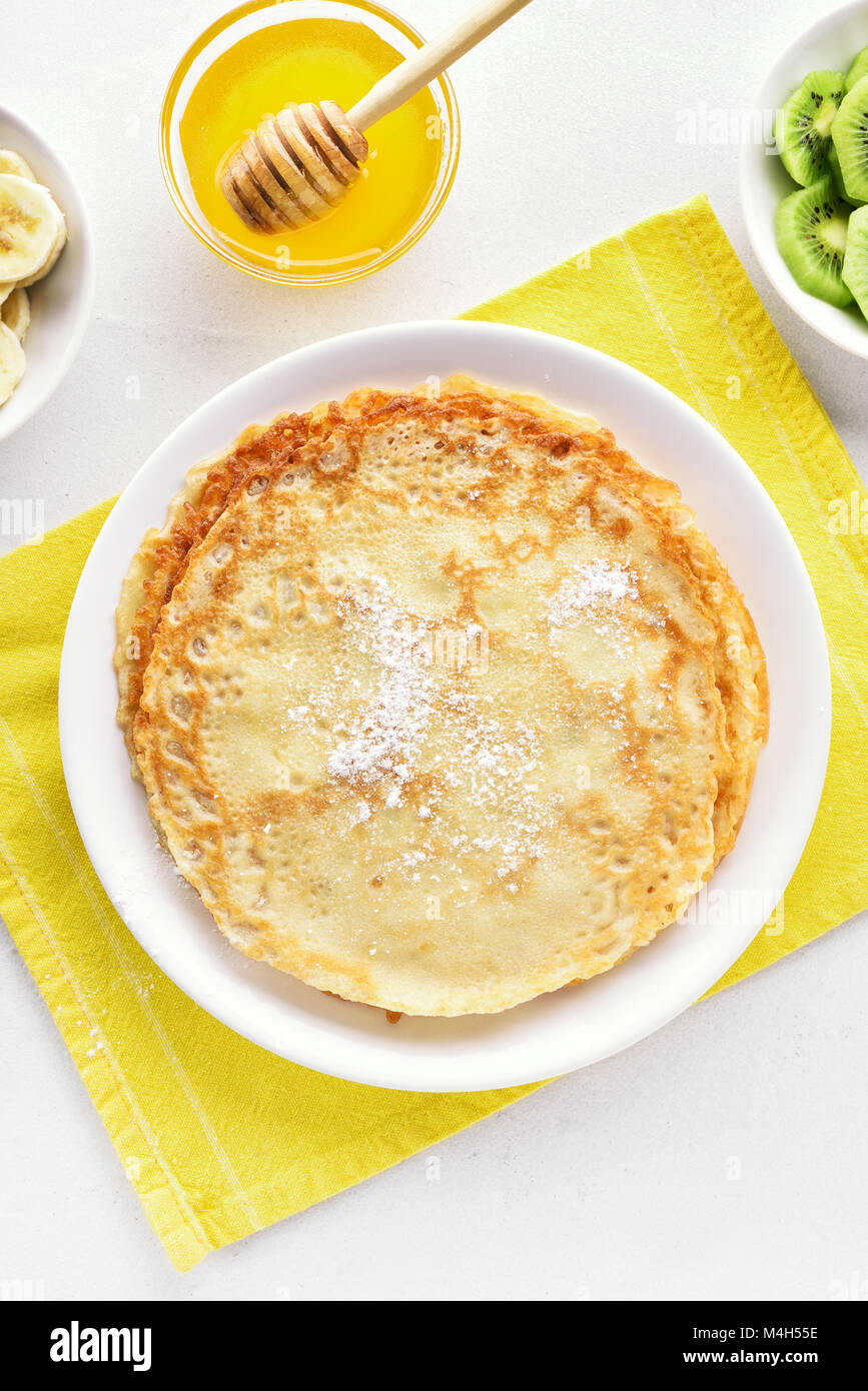 Pancake top view hi-res stock photography and images - Alamy