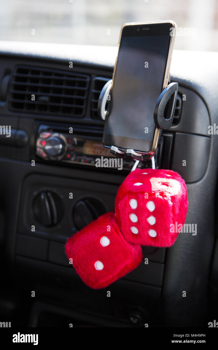 Autowuerfel hi-res stock photography and images - Alamy