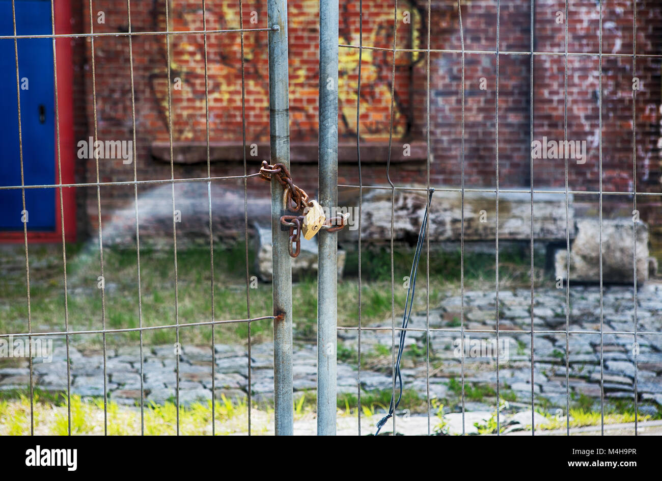 Cobblestone Fence High Resolution Stock Photography and Images - Alamy