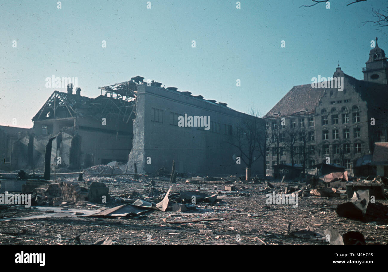 Destroyed munich in world war hi-res stock photography and images - Alamy