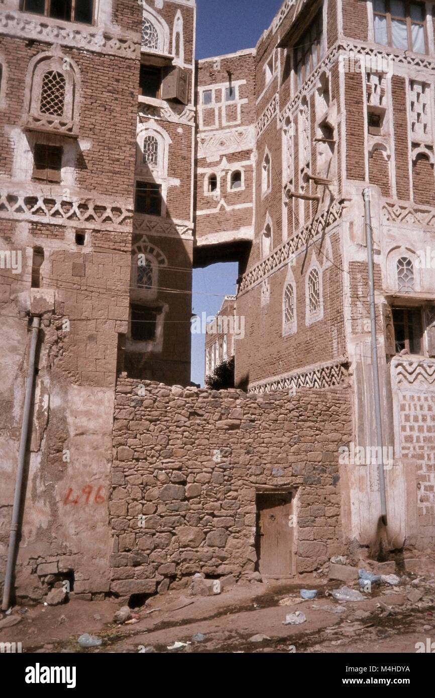 View of a wall at a residential house in Sanaa Stock Photo - Alamy