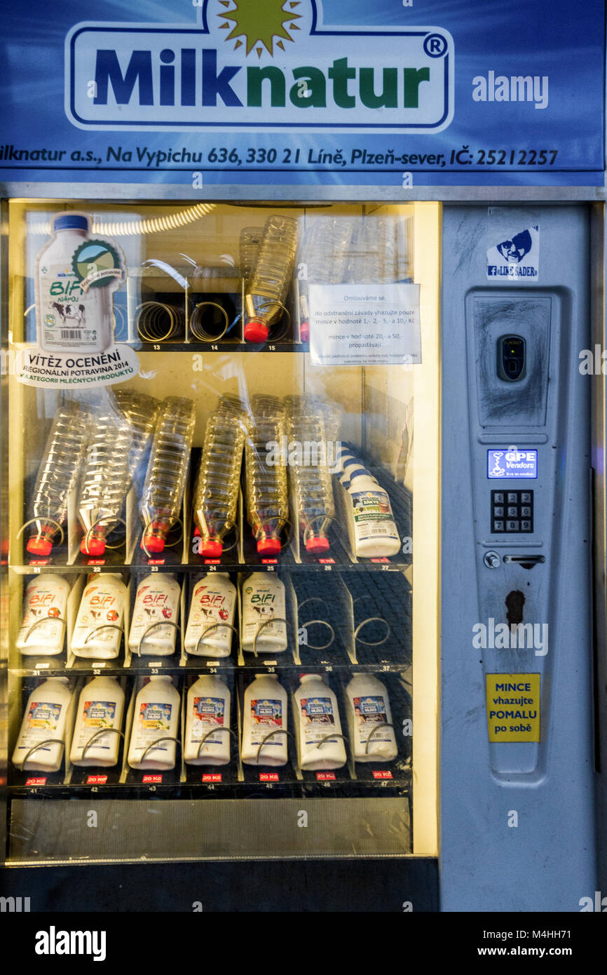 Milk station hi-res stock photography and images - Alamy