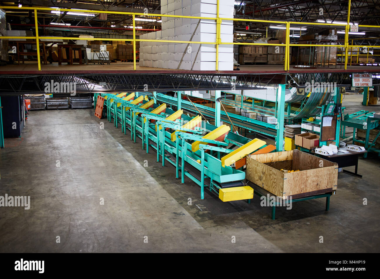 Citrus packing line at Mixon Fruit Farm, Bradenton, Florida Stock Photo ...