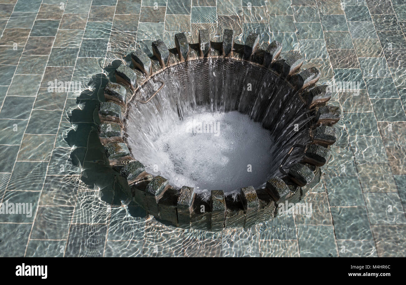 Fountain water on top view Stock Photo - Alamy