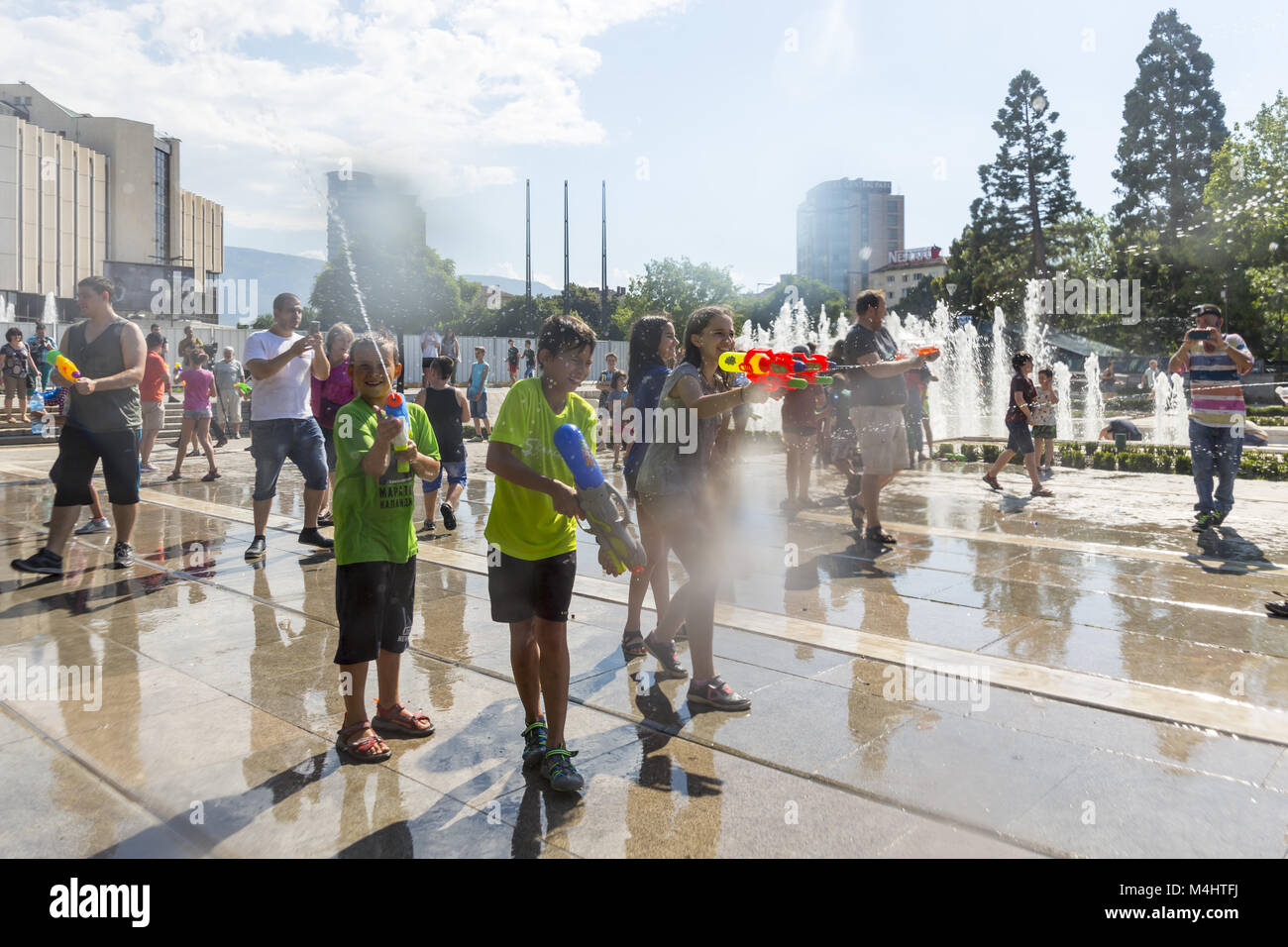 Water Gun Fight Summer Stock Photo Alamy water-gun-fight-summer-stock-photo-alamy
