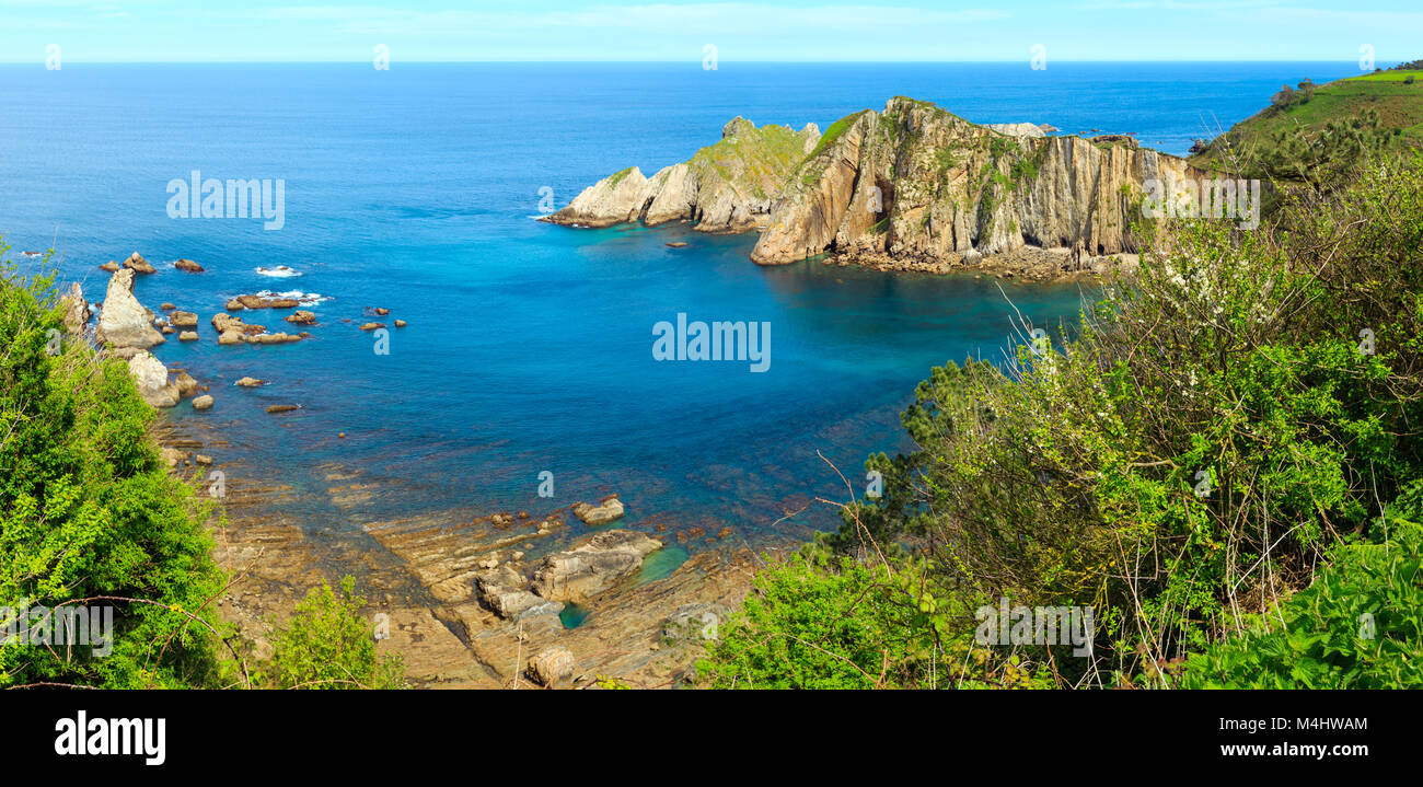 Atlantic Ocean coastline (Spain Stock Photo - Alamy