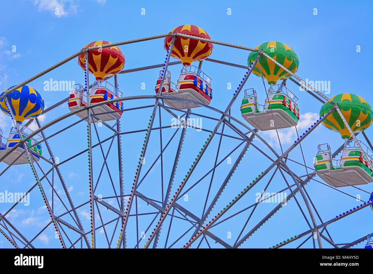 Sky view observation wheel hi-res stock photography and images - Alamy
