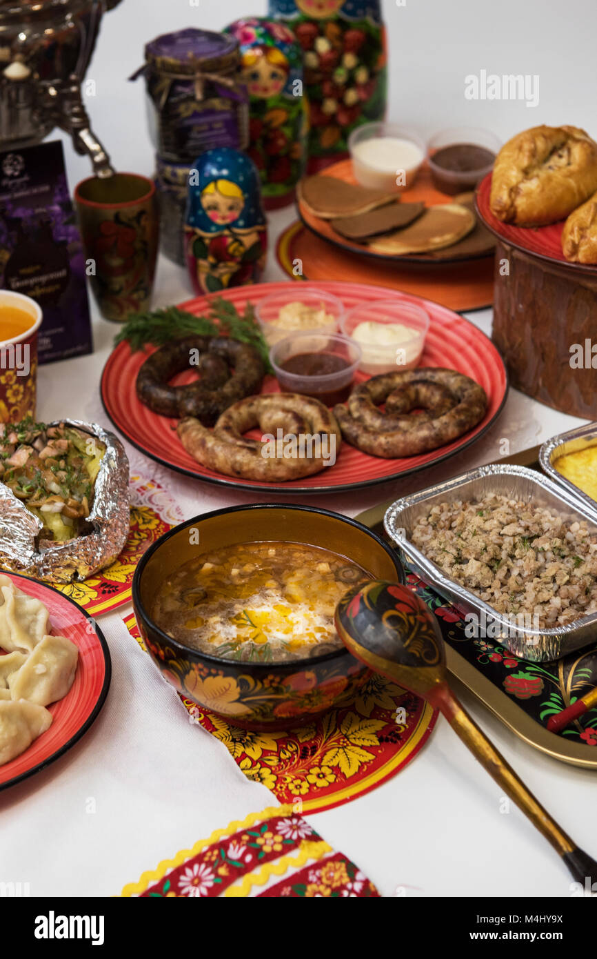 Russian table with food Stock Photo - Alamy