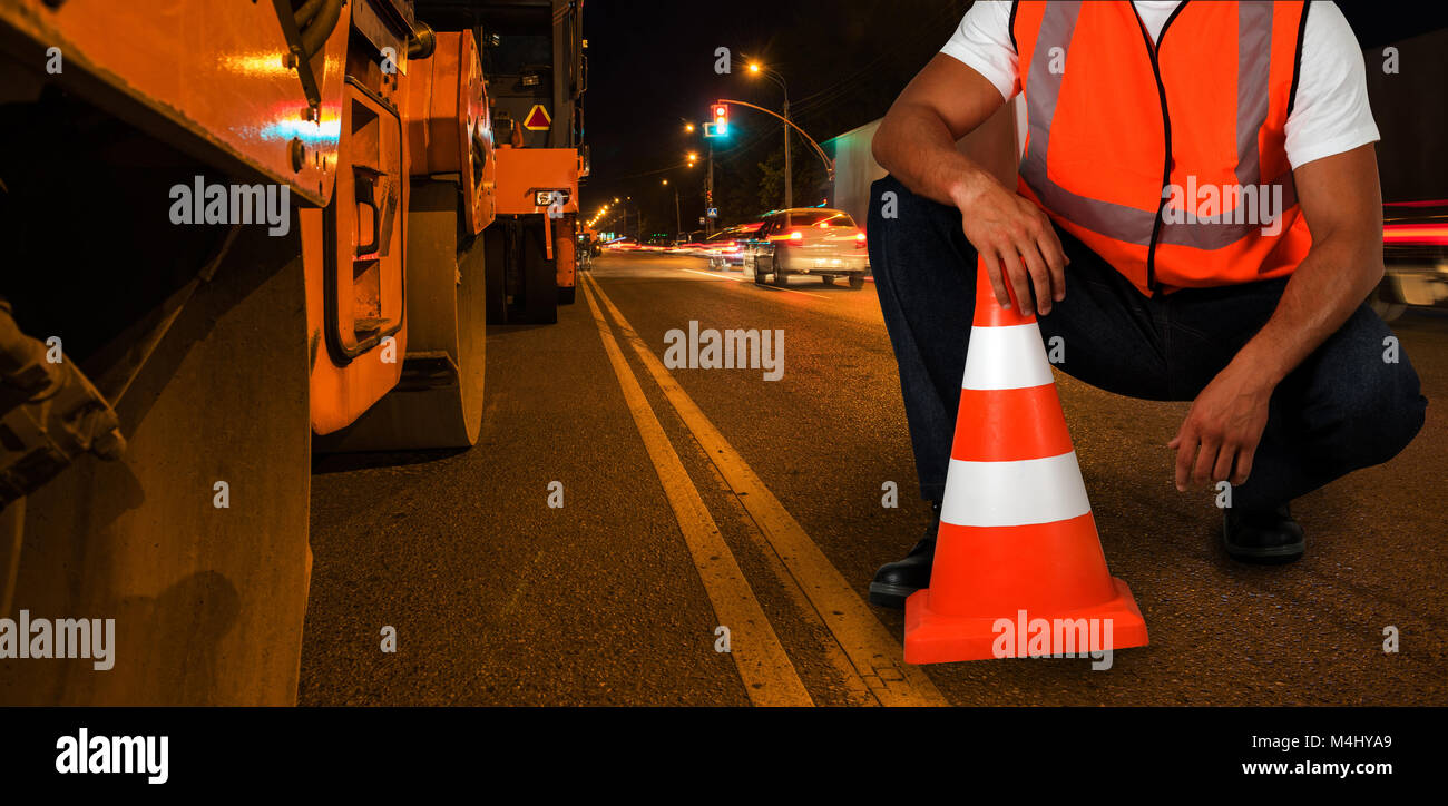 repairing the road Stock Photo - Alamy