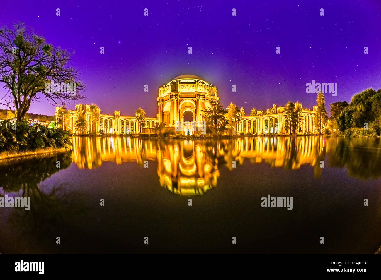 Exploratorium hi-res stock photography and images - Alamy