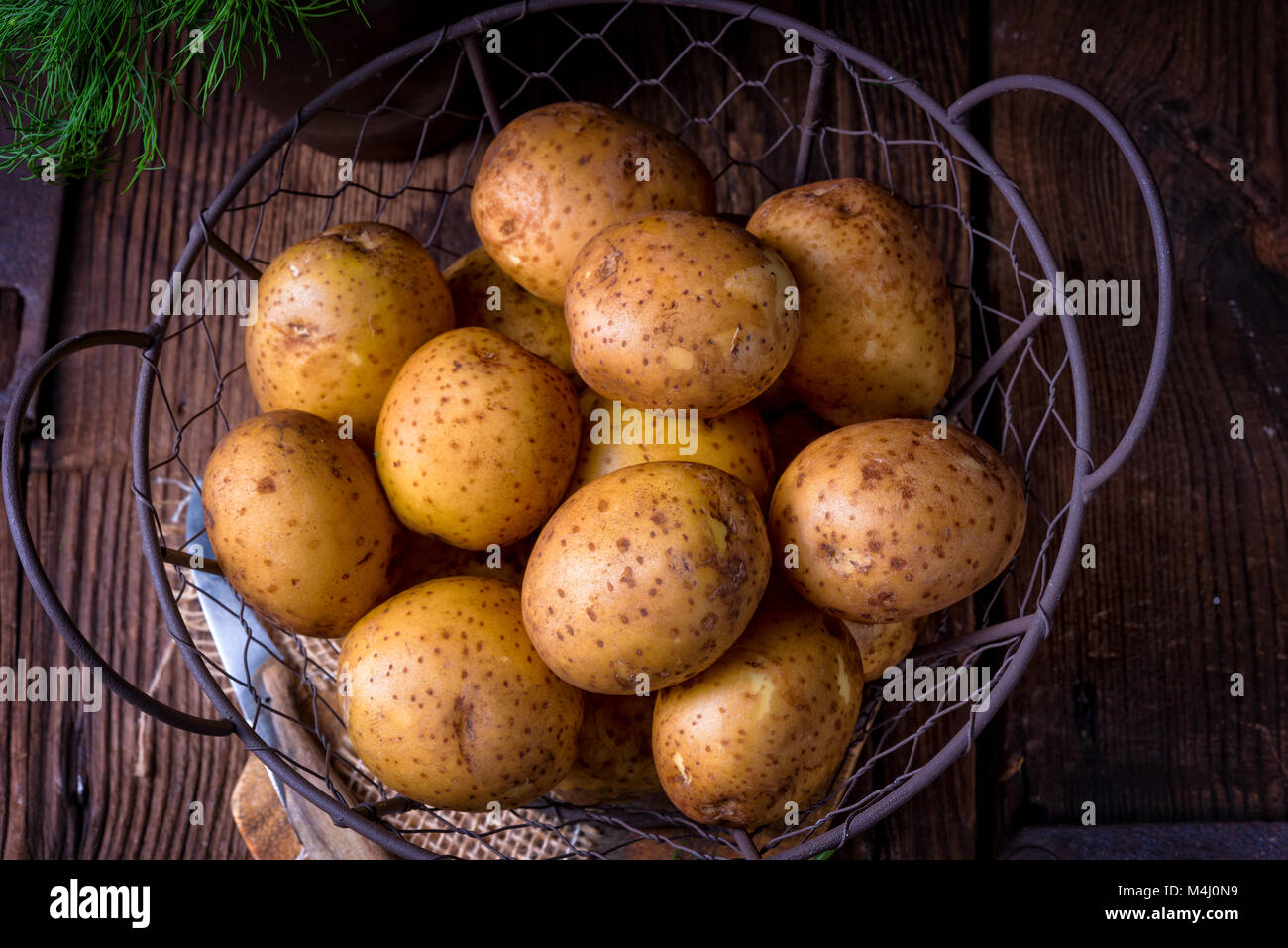 new small potatoes Stock Photo - Alamy