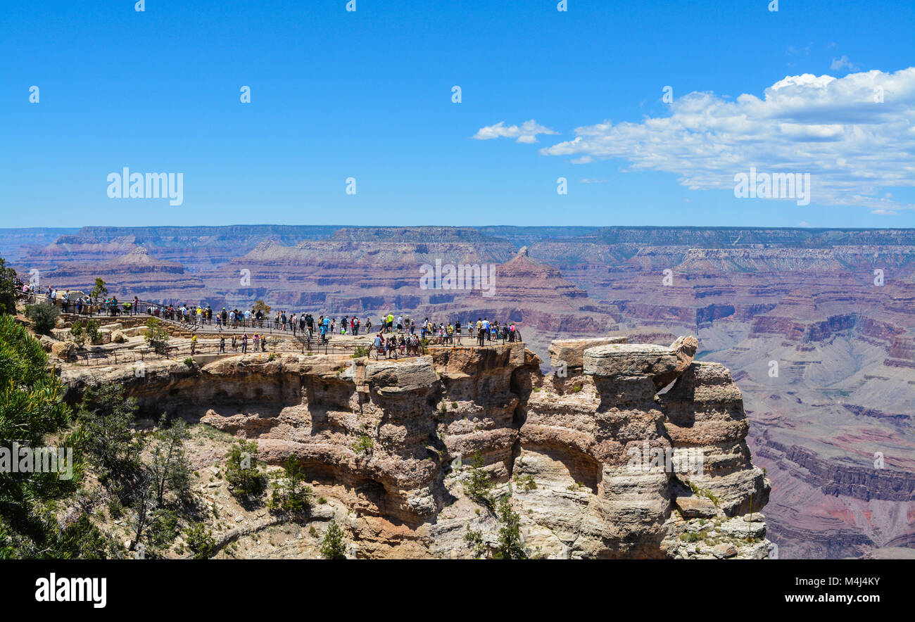 Remote viewing hi-res stock photography and images - Alamy