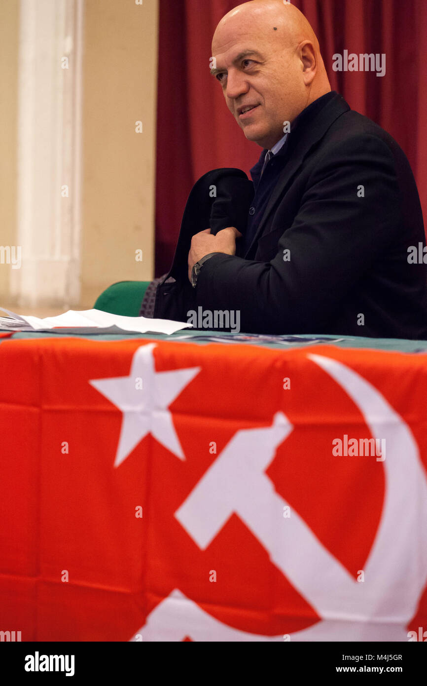 Election italy communist hi-res stock photography and images - Alamy