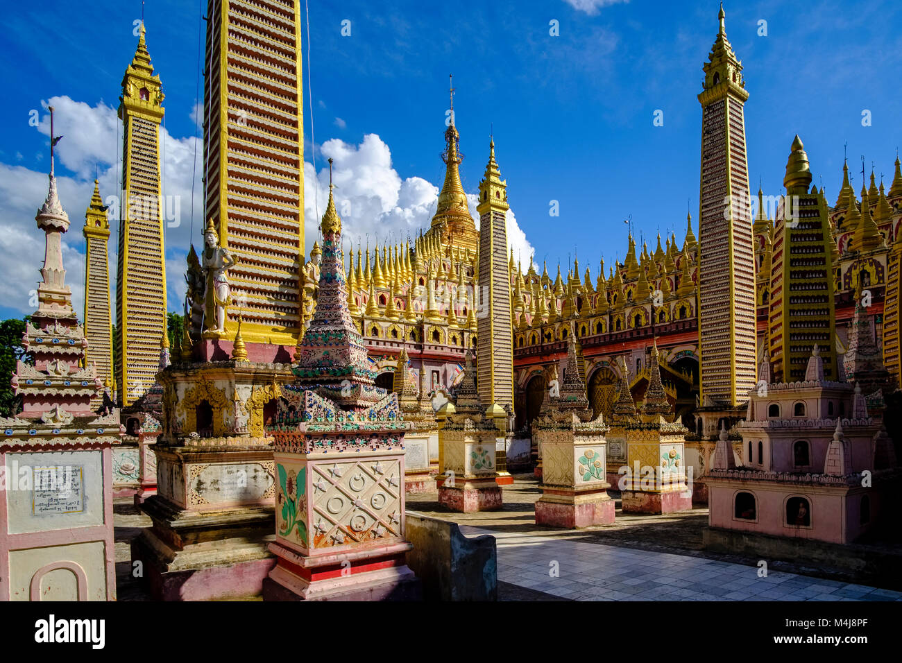 Burmese temple towers hi-res stock photography and images - Alamy