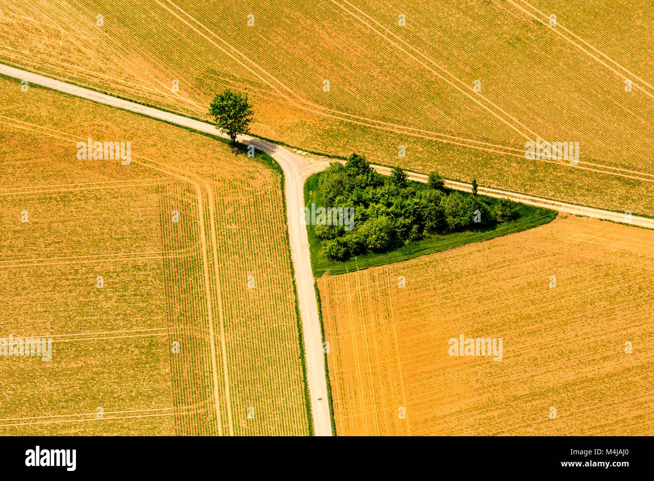 Lane intersection hi-res stock photography and images - Alamy