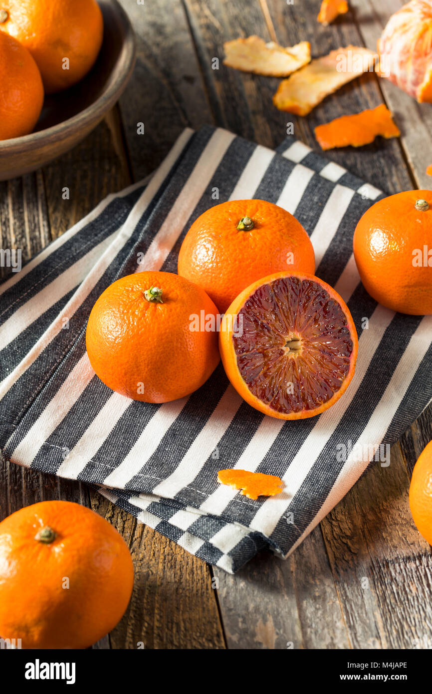 Raw Organic Ruby Tango Blood Orange Clementines Ready to Eat Stock ...